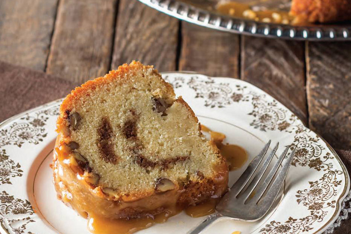 Pecan Pie Bundt Cake - Schermer Pecans