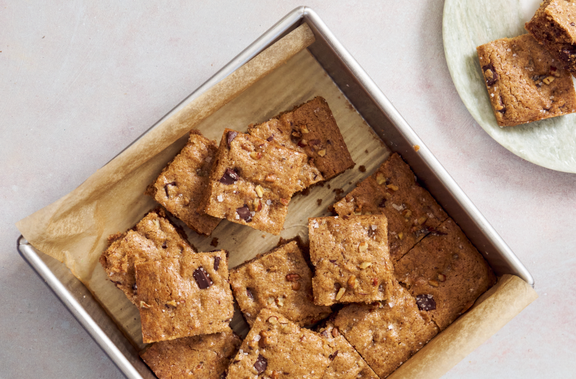 Pecan Butter Blondies - Schermer Pecans